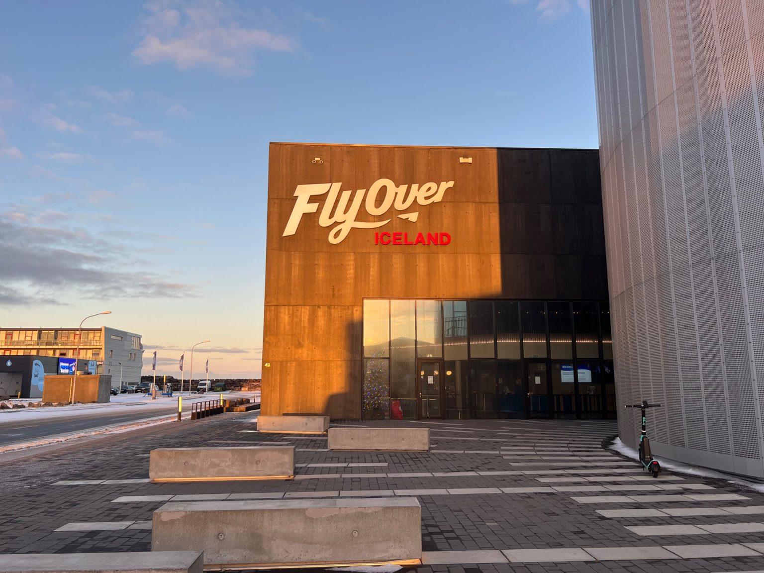 Fly over Iceland in Reykjavik - Hip & Hot - blogazine